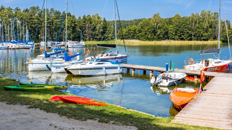 Nasz port. Czartery Mazury